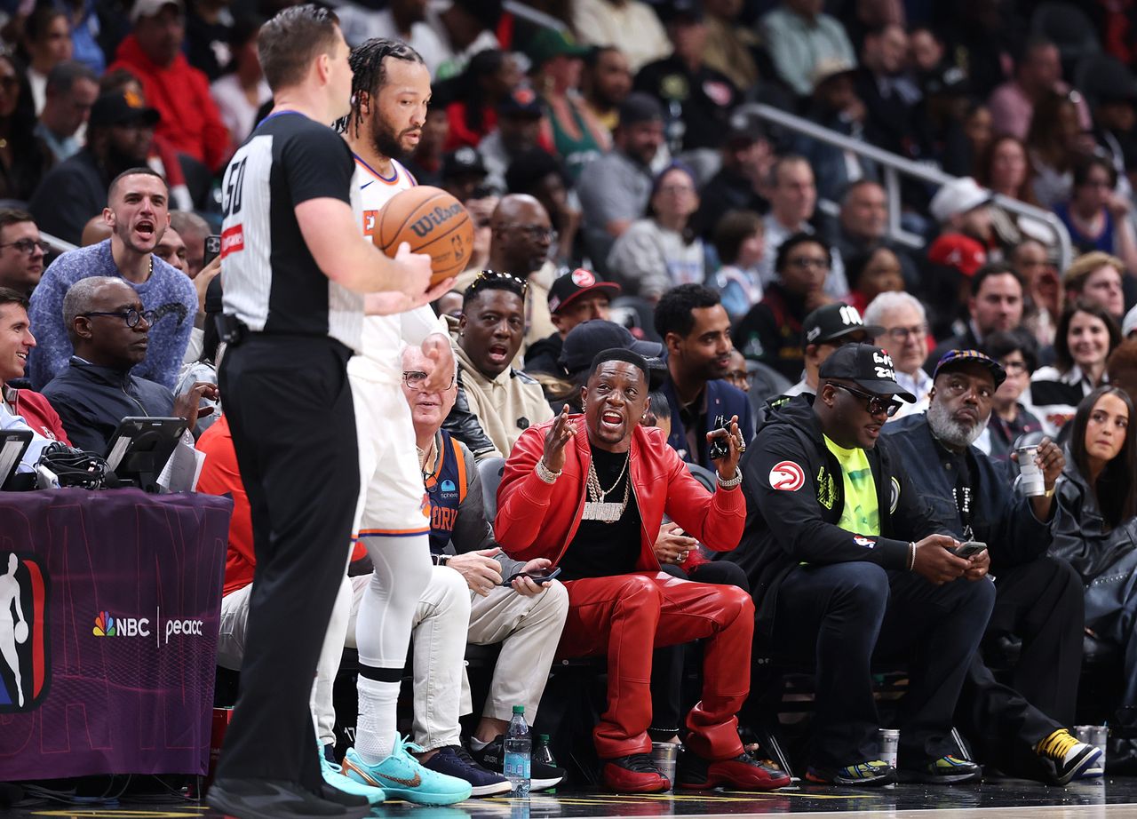 Knicks-Hawks playoff game descends into chaos with wild brawl as ...
