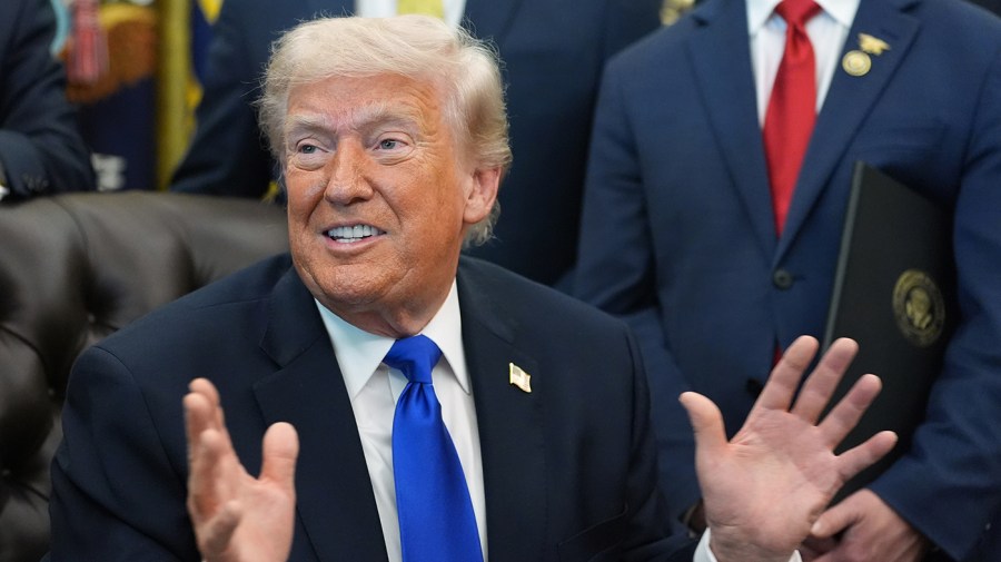 Trump to impose tariffs on cars, trucks from European Union