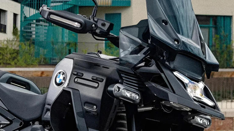 BMW’s best adventure bike gets even better with a darkly dazzling revamp