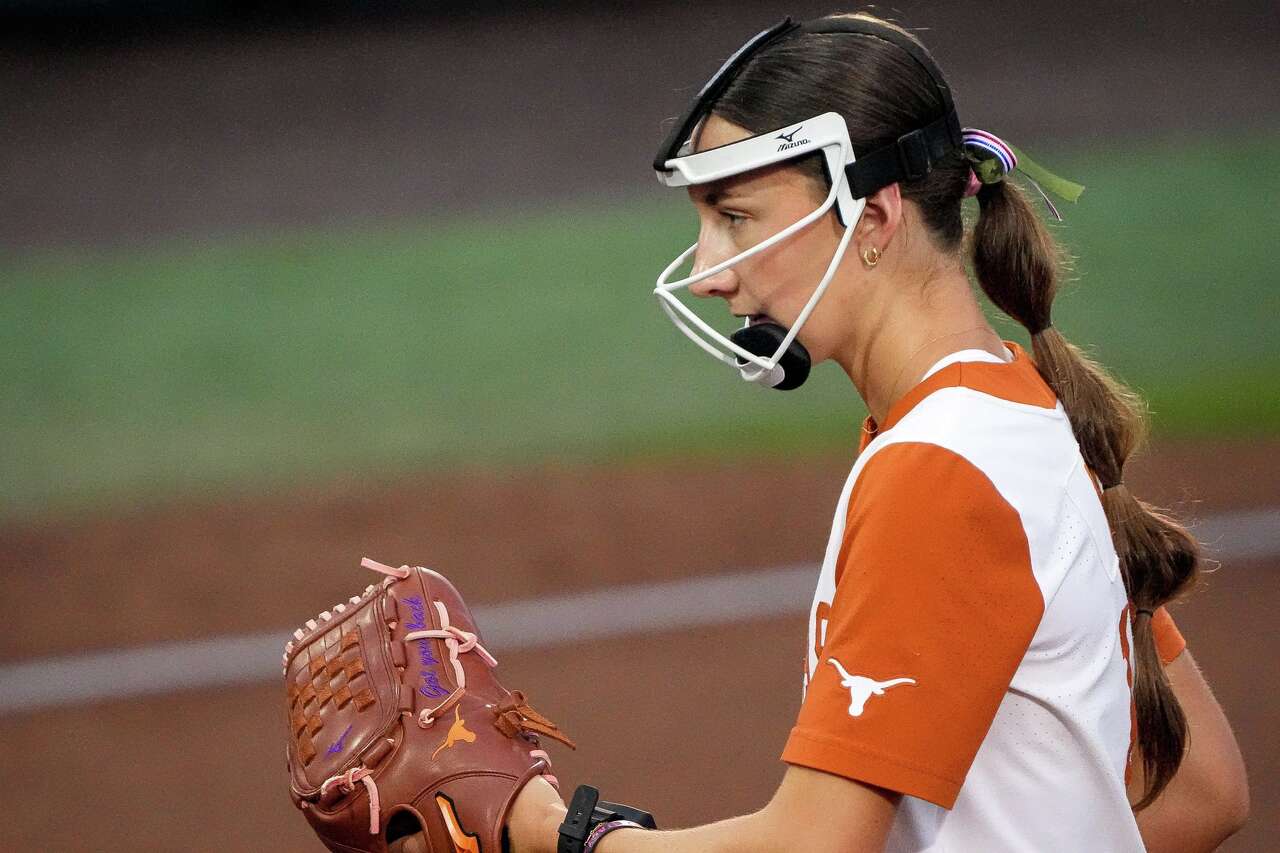 Texas vs Wisconsin softball: Live updates as Longhorns grab early lead ...
