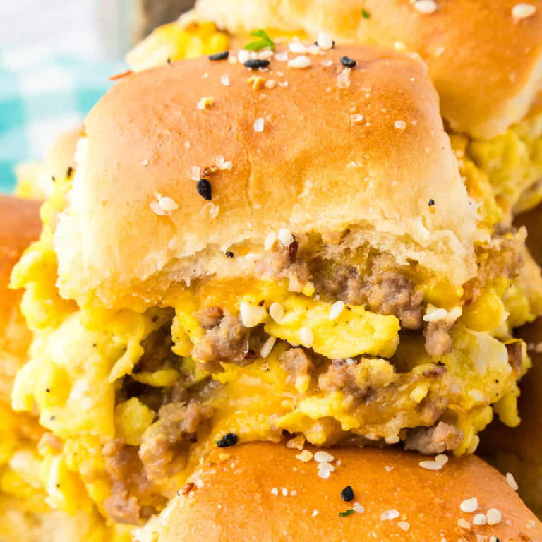 Breakfast sliders (with sausage)