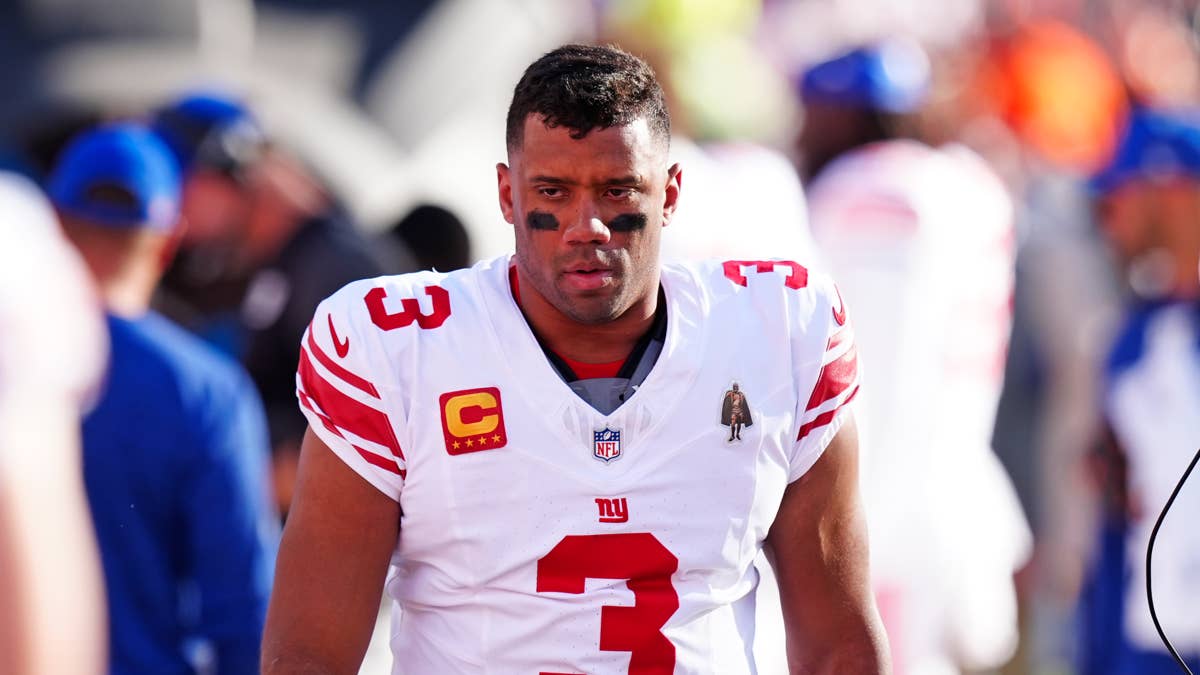 Russell Wilson announces the Jets have made him an offer