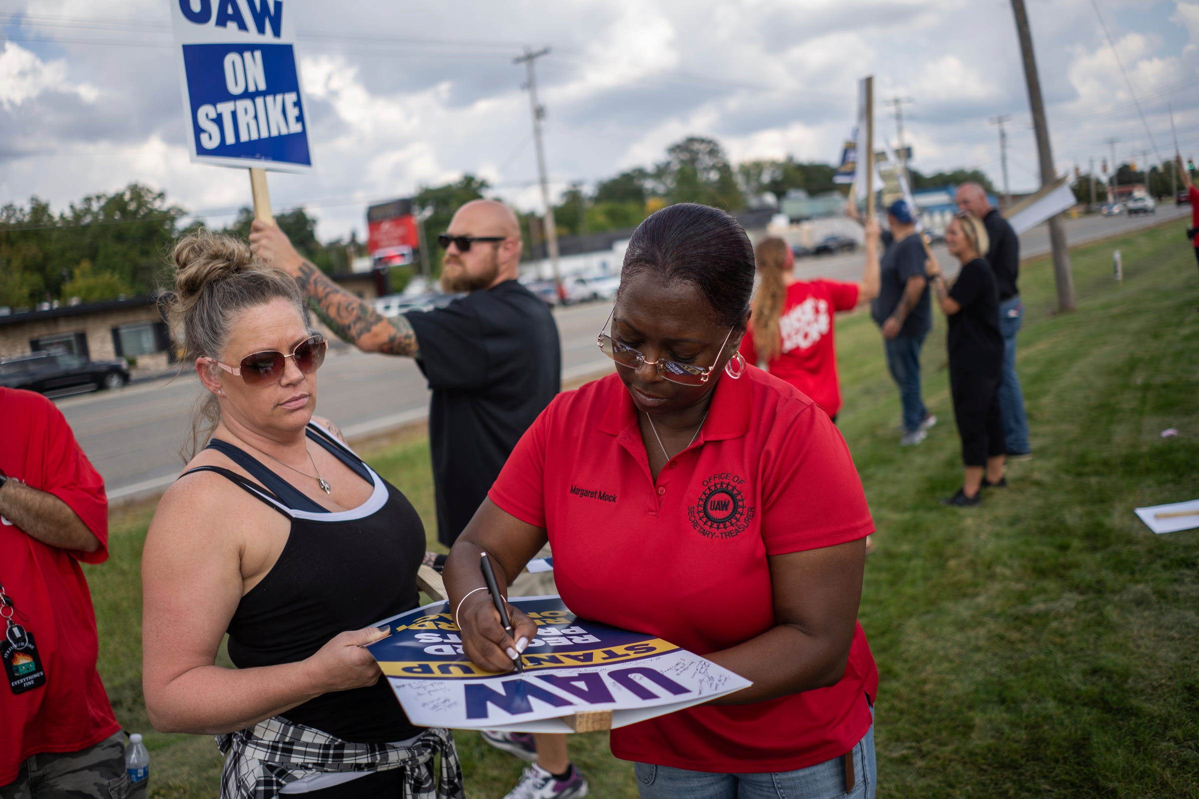 Monitor: Shawn Fain, staff unfairly blamed UAW treasurer over investments