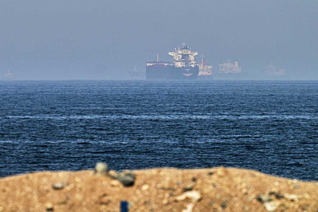 Drone boat rescued two US aviators after Army helicopter went down near ...