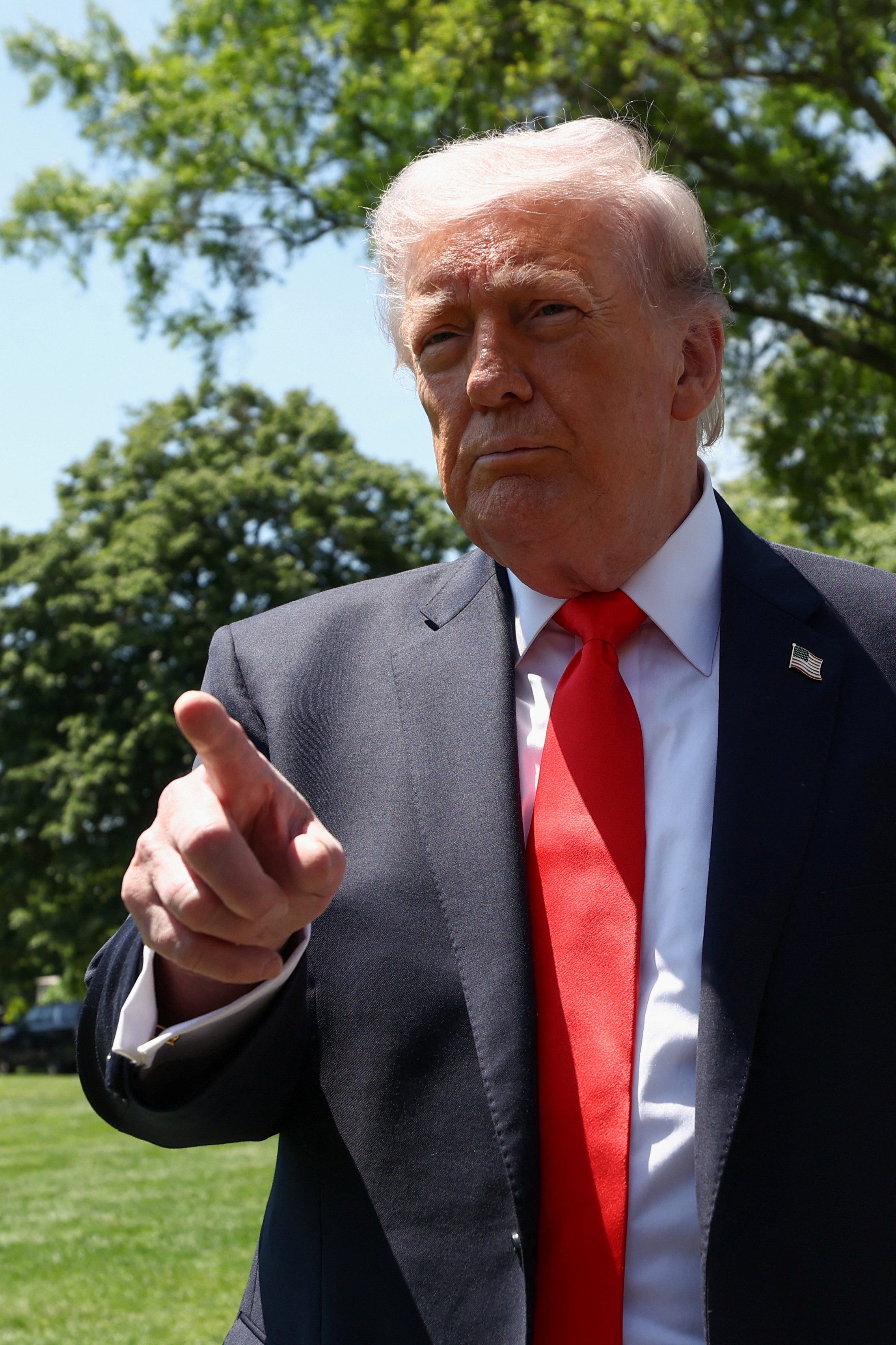 Trump threatens European Union with 25% tariffs on cars and trucks