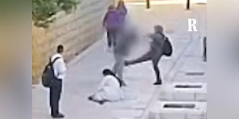 Σοκ στην Ιερουσαλήμ: Άγρια επίθεση από άγνωστο σε Γαλλίδα χριστιανή ...