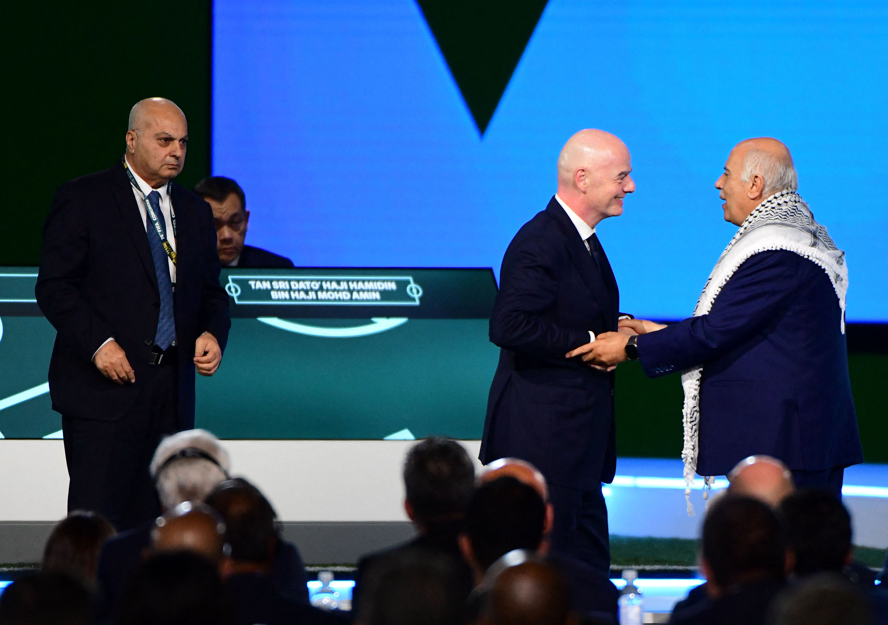 FIFA's president tried to get Israel and Palestine soccer officials to ...