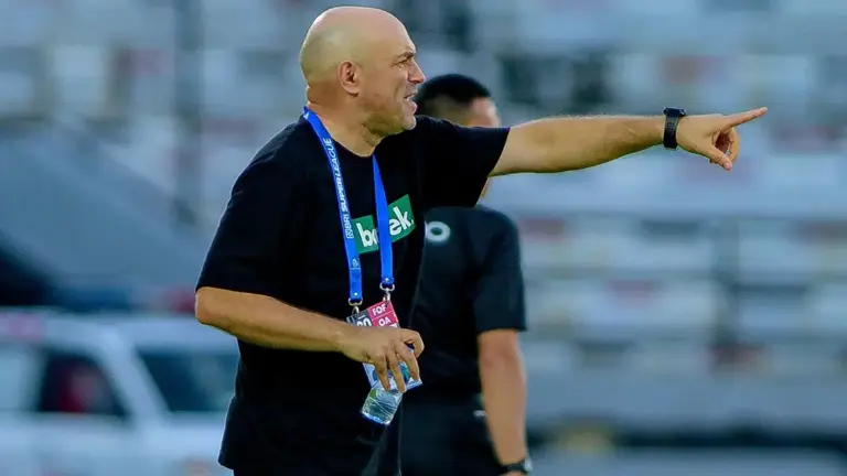 Persis Solo vs Persebaya Surabaya jadi laga emosional, 2 eks Green ...