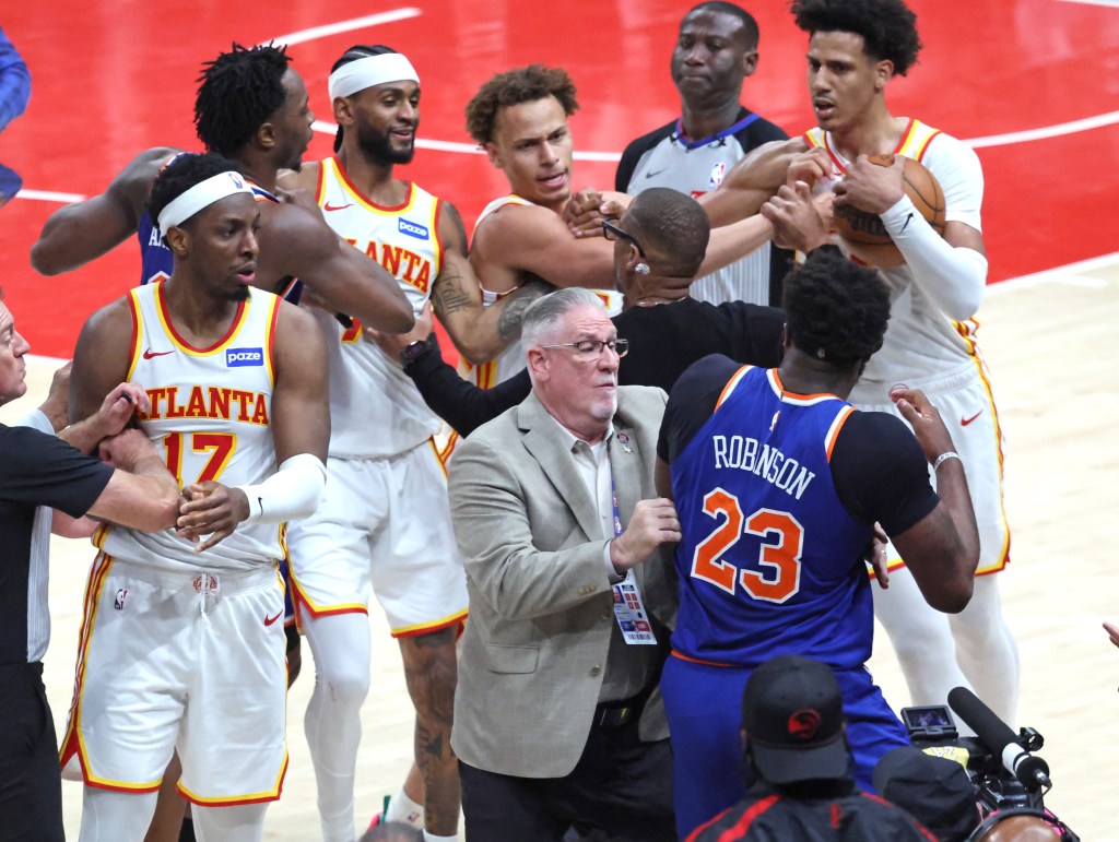 Mitchell Robinson avoids suspension after heated Hawks scuffle in ...