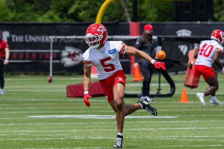 Chiefs' top draft pick Mansoor Delane takes on do-it-all role at rookie ...