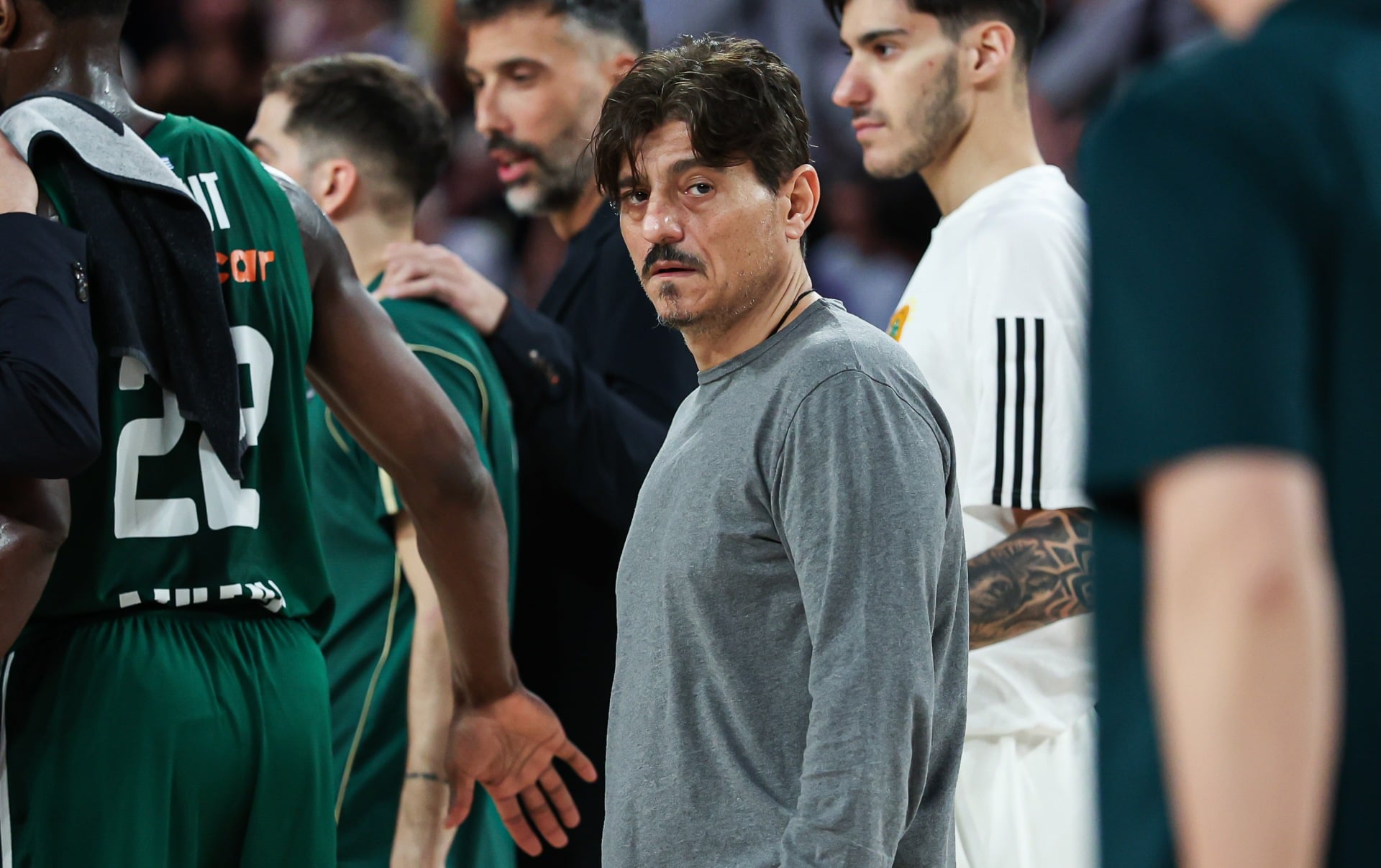 Αποστομωτική ατάκα Γιαννακόπουλου για την τιμωρία: «Ποιος θα μου φέρει ...