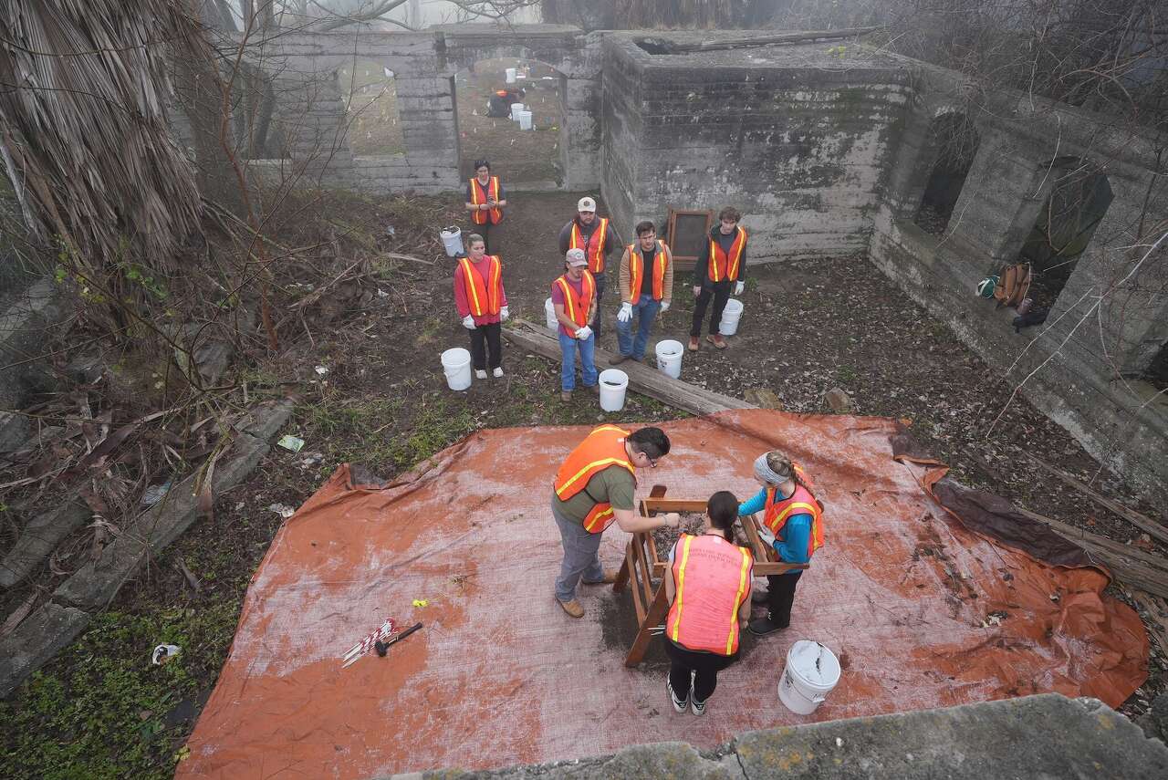 What Texas A&M students found digging around Jean Lafitte's Galveston home