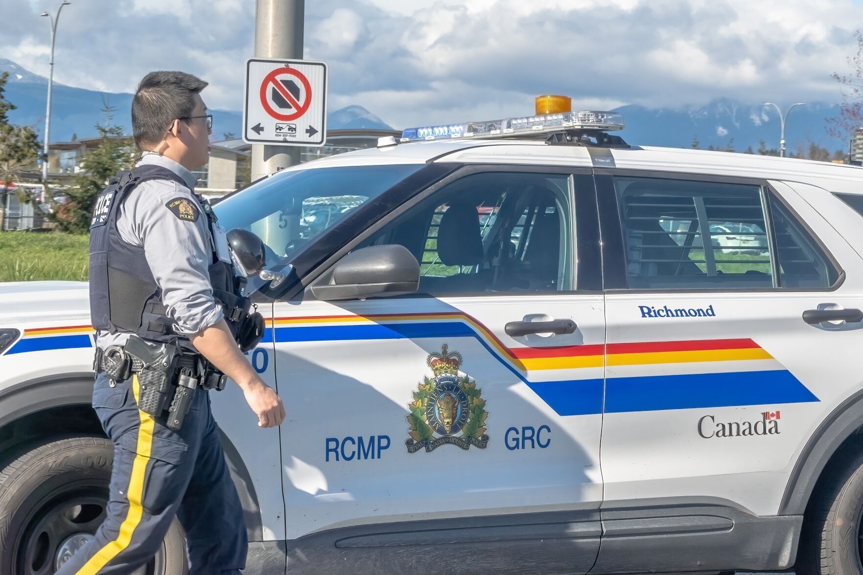 RCMP seize brass knuckles in Portage la Prairie arrest