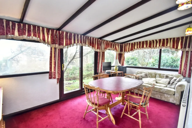Inside Skegness cottage minutes from the beach that's on the market for ...