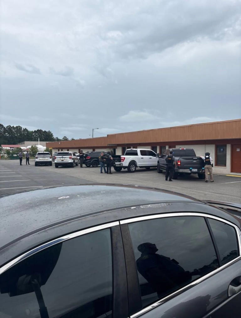 Man wanted in Horry County escapes building during search Friday ...