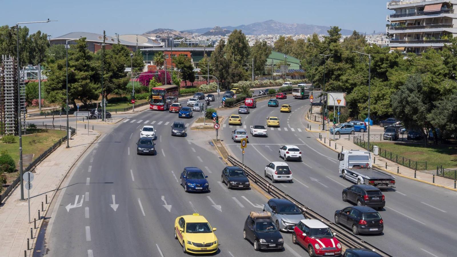 Έρχεται νέο «χαράτσι» στην Ευρώπη - φόρος με το χιλιόμετρο για τα ΙΧ;