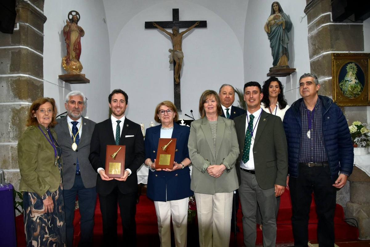 Plasencia celebra la Cruz de Mayo con cruces de flores, procesión y ...