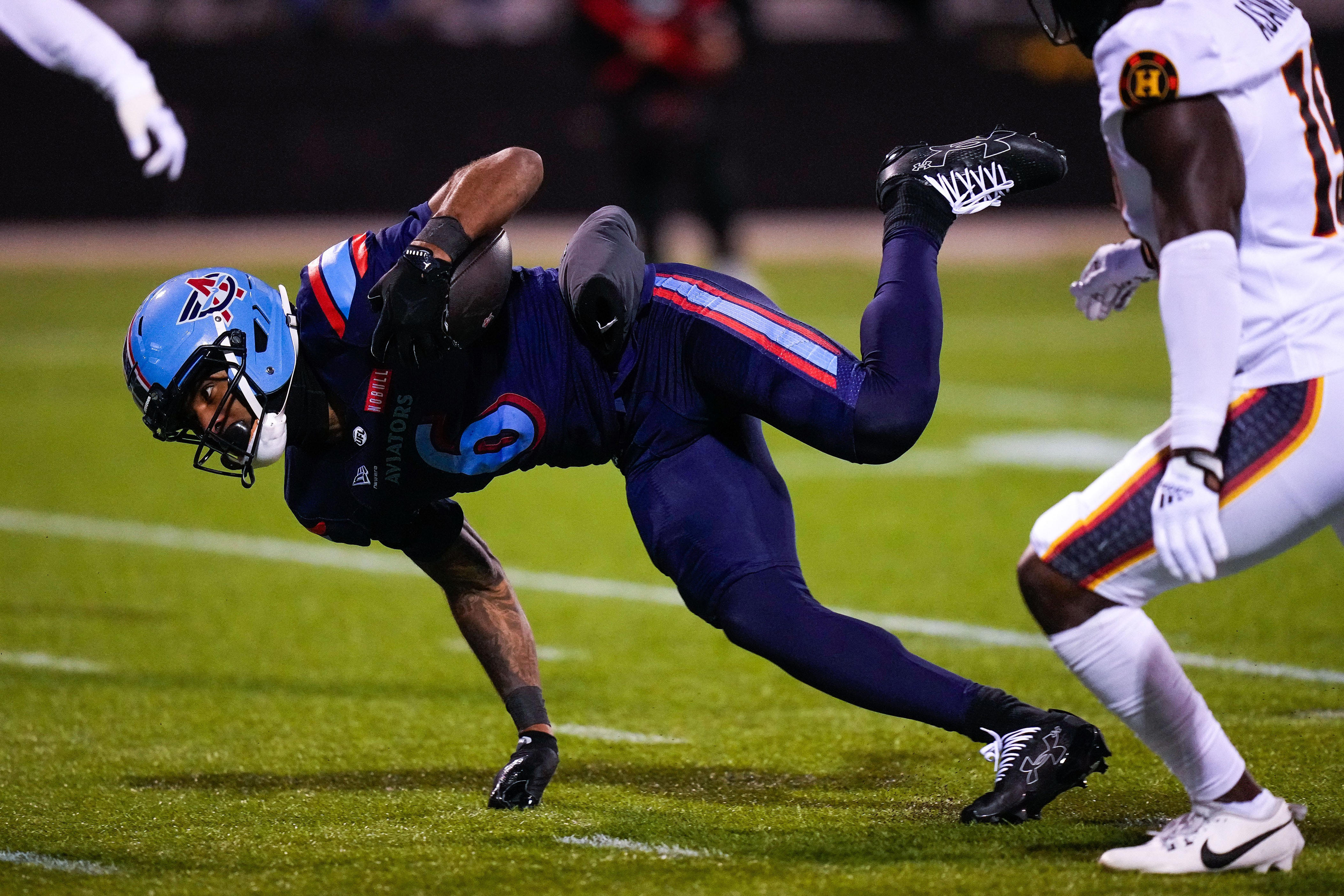 Columbus Aviators penalized 14 times in 31-20 loss to St. Louis