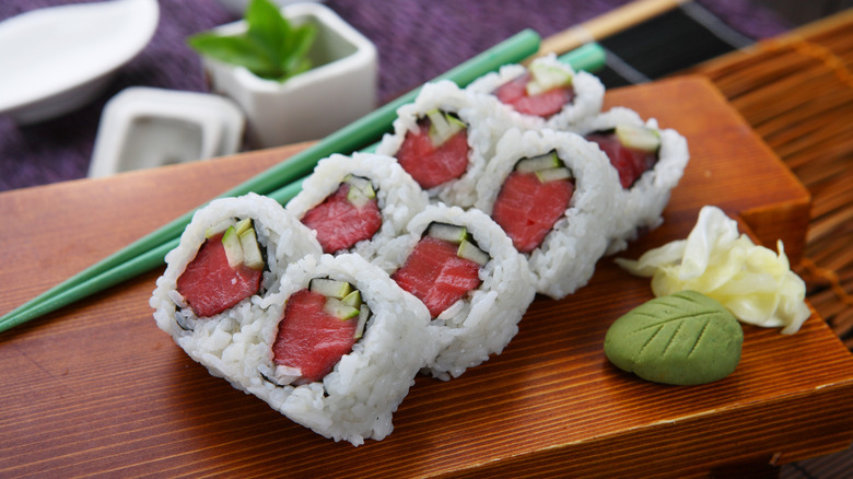 Tuna vs salmon sushi: The subtle differences in taste and texture