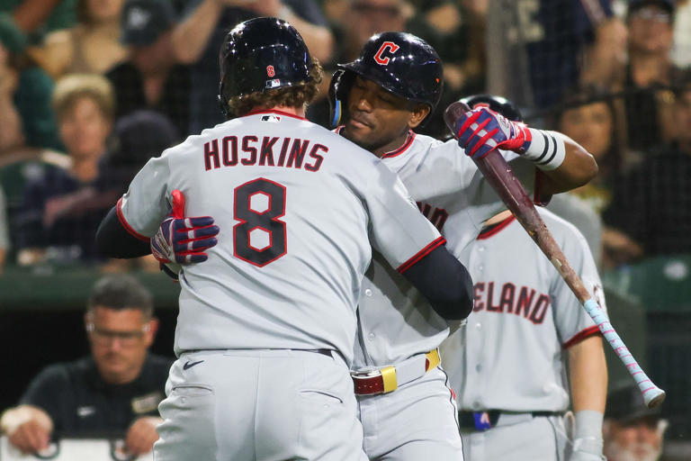 Rhys Hoskins enjoys memorable homecoming, Guardians win vs. A's