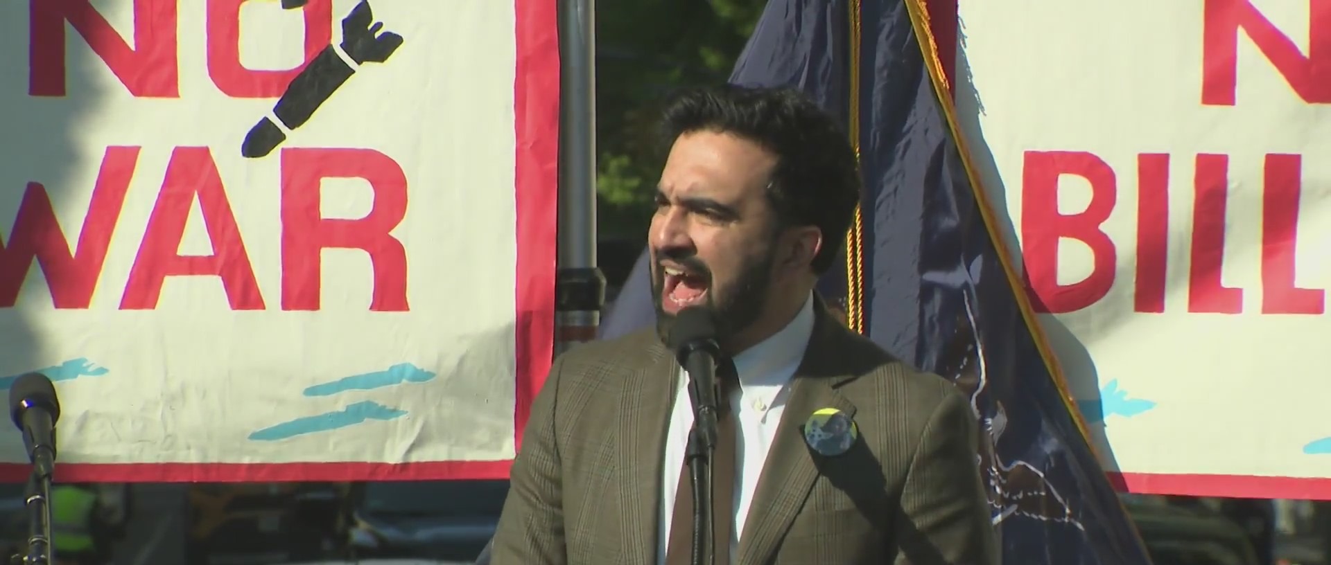 Mayor Mamdani stands with unions at NYC's May Day rally