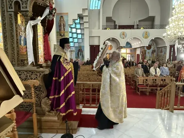 Στον πανηγυρίζοντα ναό Αγίου Αθανασίου Αιγίου ο Μητροπολίτης Ιερώνυμος φωτο