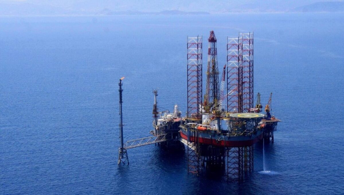 Πάτρα, Ηγουμενίτσα και Αστακός μάχονται για τη λιμενική βάση γεώτρησης ...