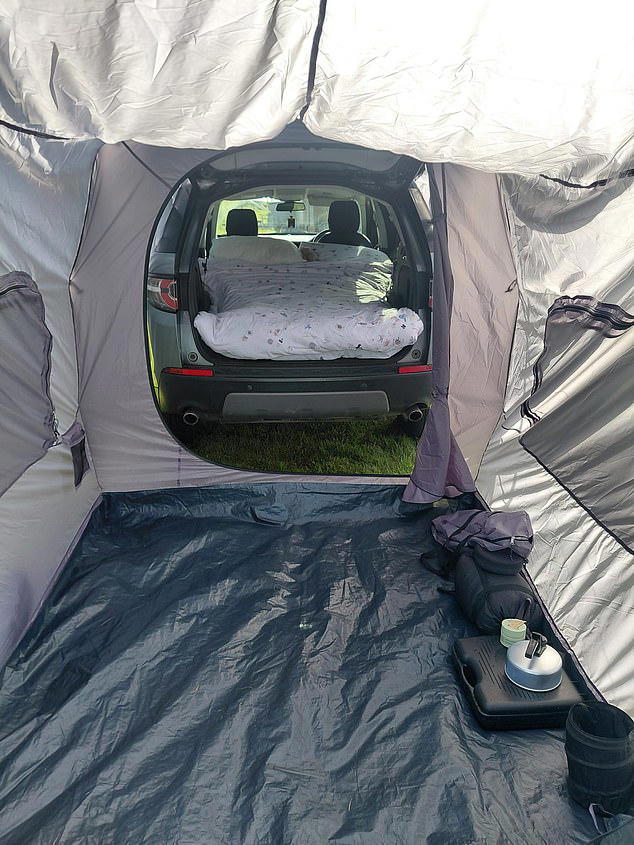 What it's really like to sleep in your boot using Aldi's £69.99 car ...