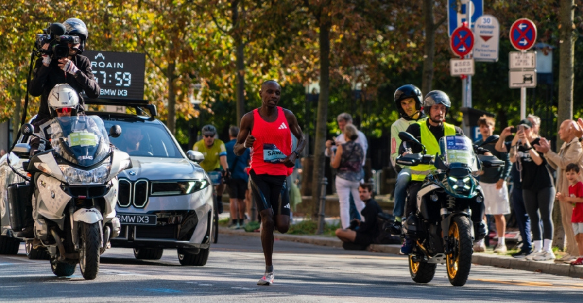 Sabastian Sawe shatters two-hour marathon barrier in London