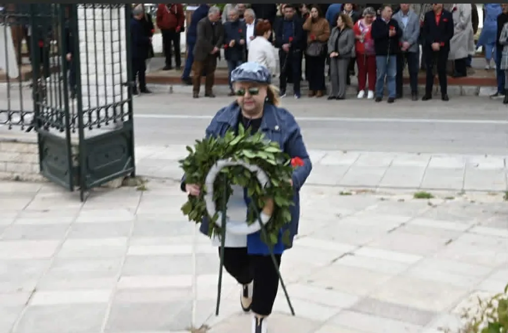 Αίγιο: Οι «Δημοκράτες» του Κασσελάκη με «Συμβόλαιο Επάρκειας» ΦΩΤΟ
