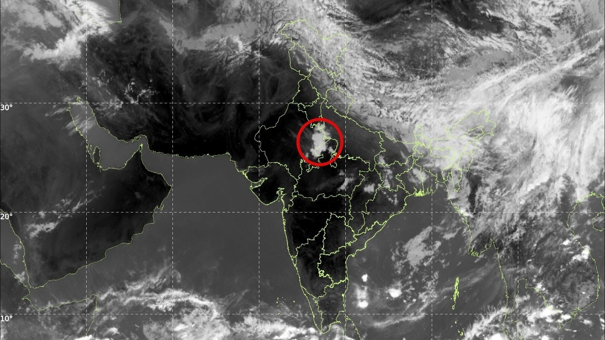 Rain alert: Strong weather system hits Rajasthan, Delhi on watch