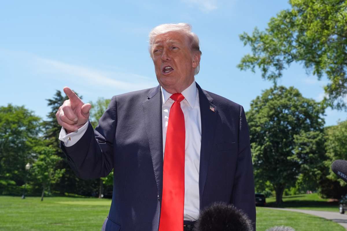 Lincoln Memorial pool vandalized with '86 47' graffiti amid Trump's ...