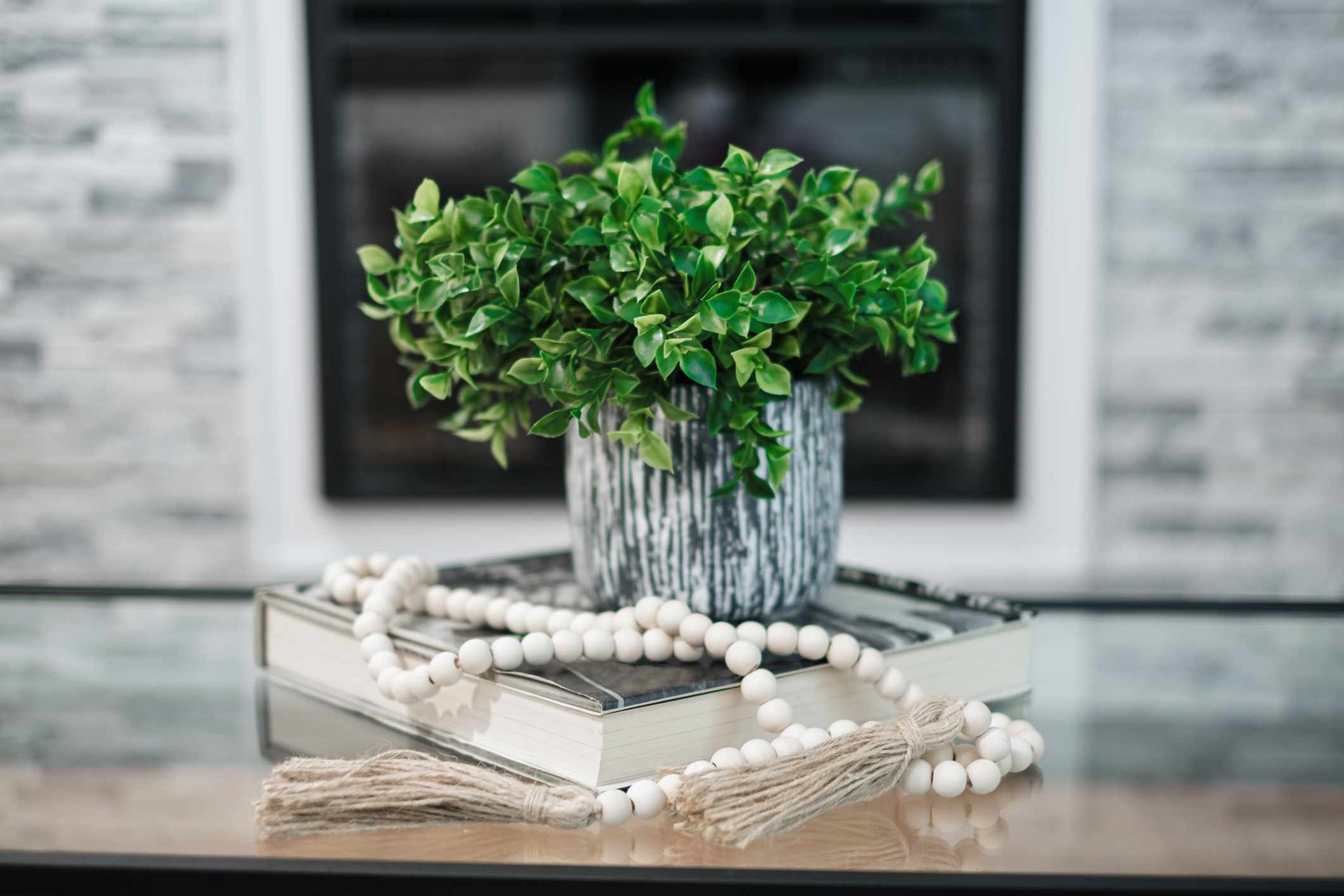 If your coffee table looks busy, designers say this common styling move ...