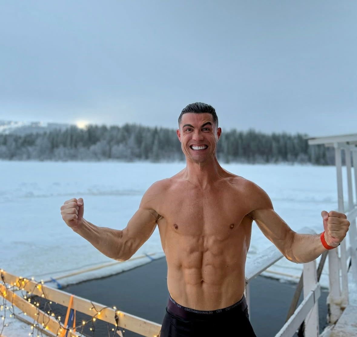 15 male celebrities who displayed strong beach bodies