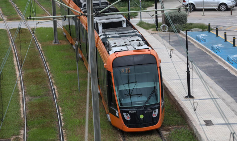 Τροποποιήσεις δρομολογίων στο τραμ «Ασκληπιείο Βούλας – Πειραιάς» έως ...