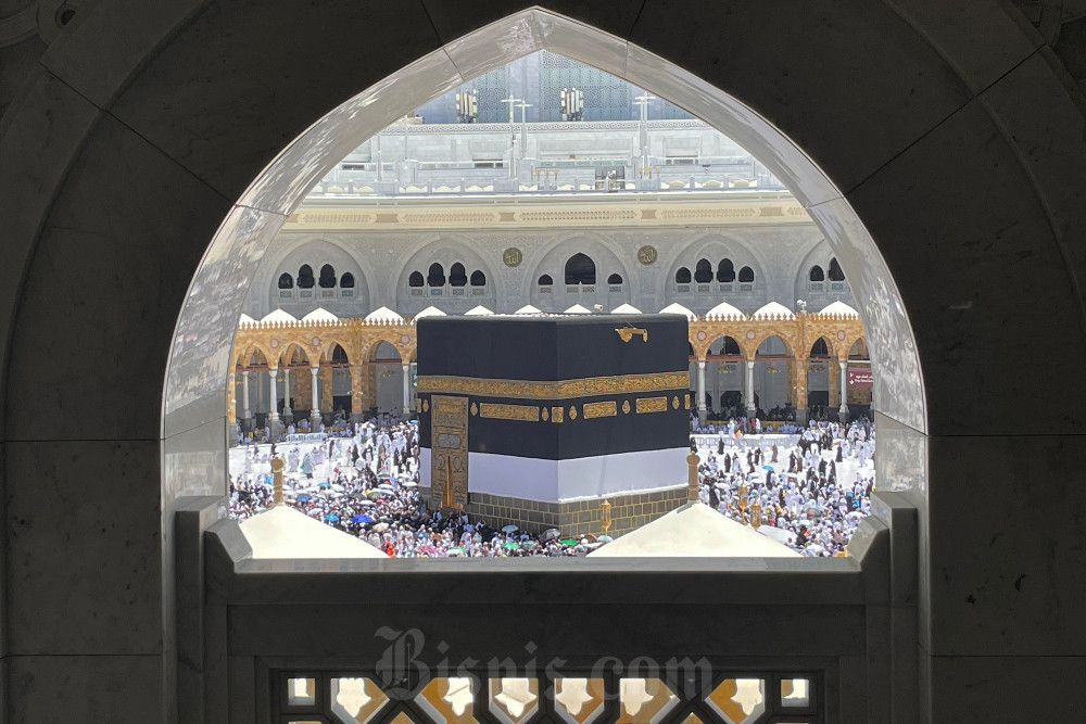 Jasa pendorong kursi roda resmi di Masjidil Haram, ini ciri-ciri dan ...