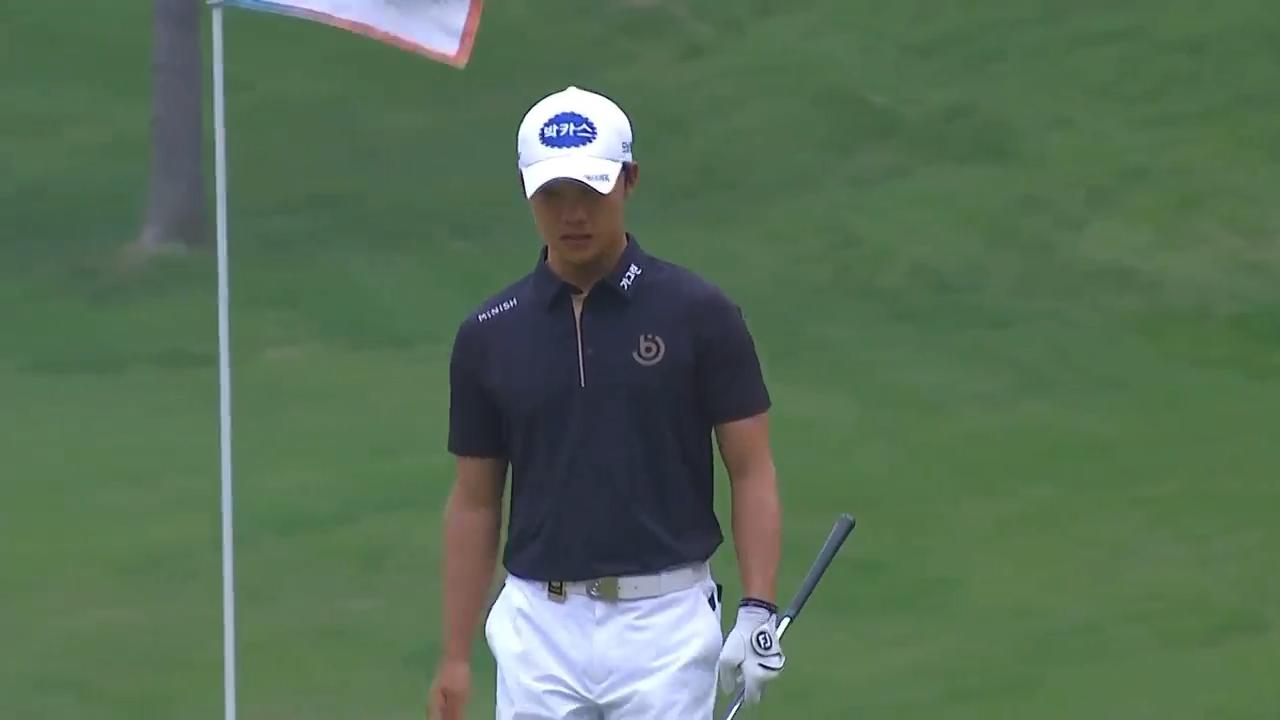 Minhyuk Song and Mingyu Cho share lead after round 3 of Maekyung Open