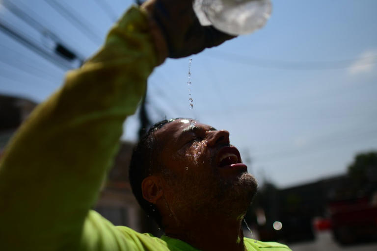 'Super El Niño' could lead to hottest summer ever with NYC baked by ...