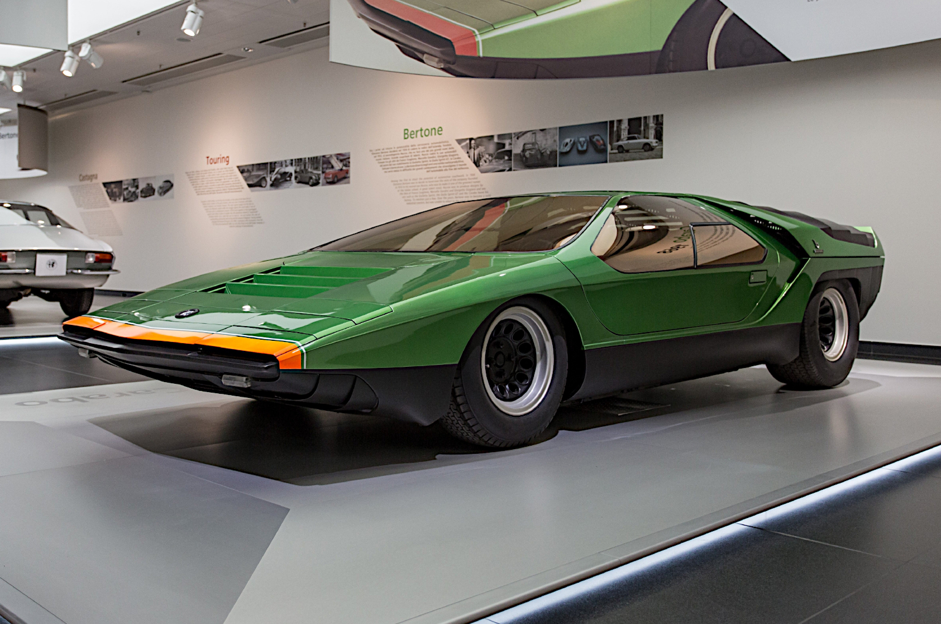 22 concept-cars incroyables des années 1960