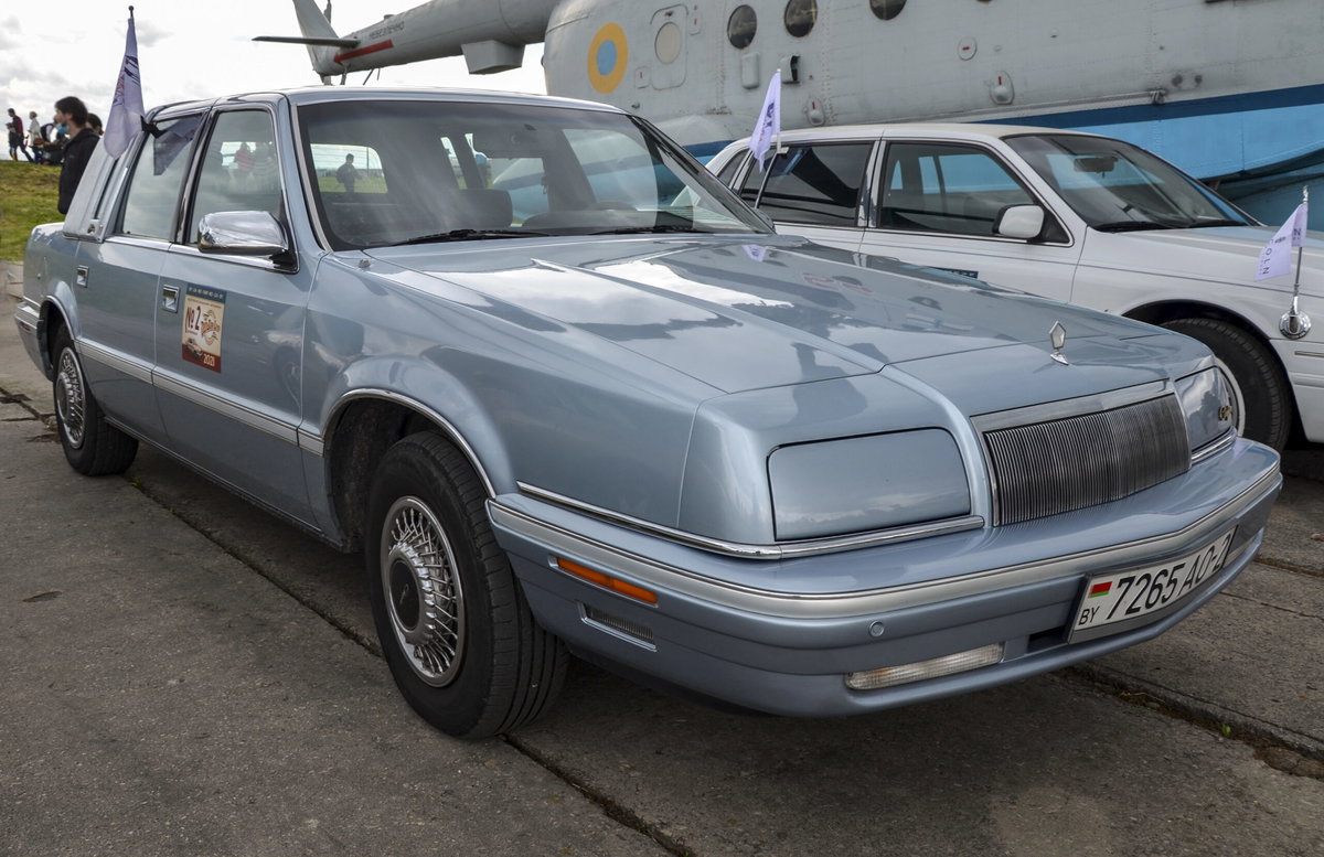 10 most expensive American sedans of the 1990s ranked by PDE