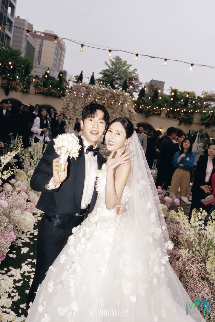신지♥문원, 결혼식 현장 공개…김종민·빽가 깜짝 이벤트에 눈물