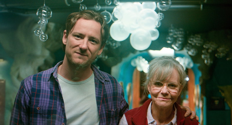 Gloednieuwe Netflix-film met Oscarwinnares Sally Field vanaf volgende ...