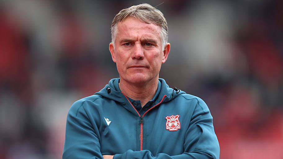 Phil Parkinson issues Wrexham transfer update on opening day of window