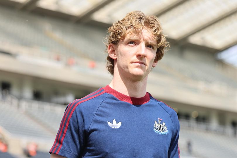 Newcastle United make Anthony Gordon decision as Nick Woltemade gets ...
