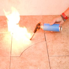 A useful hack for removing tiles 🔥 How to save money and your flooring