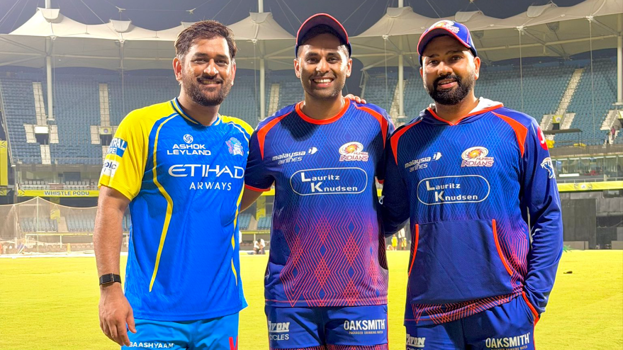 Suryakumar Yadav reveals story behind iconic picture with MS Dhoni ...