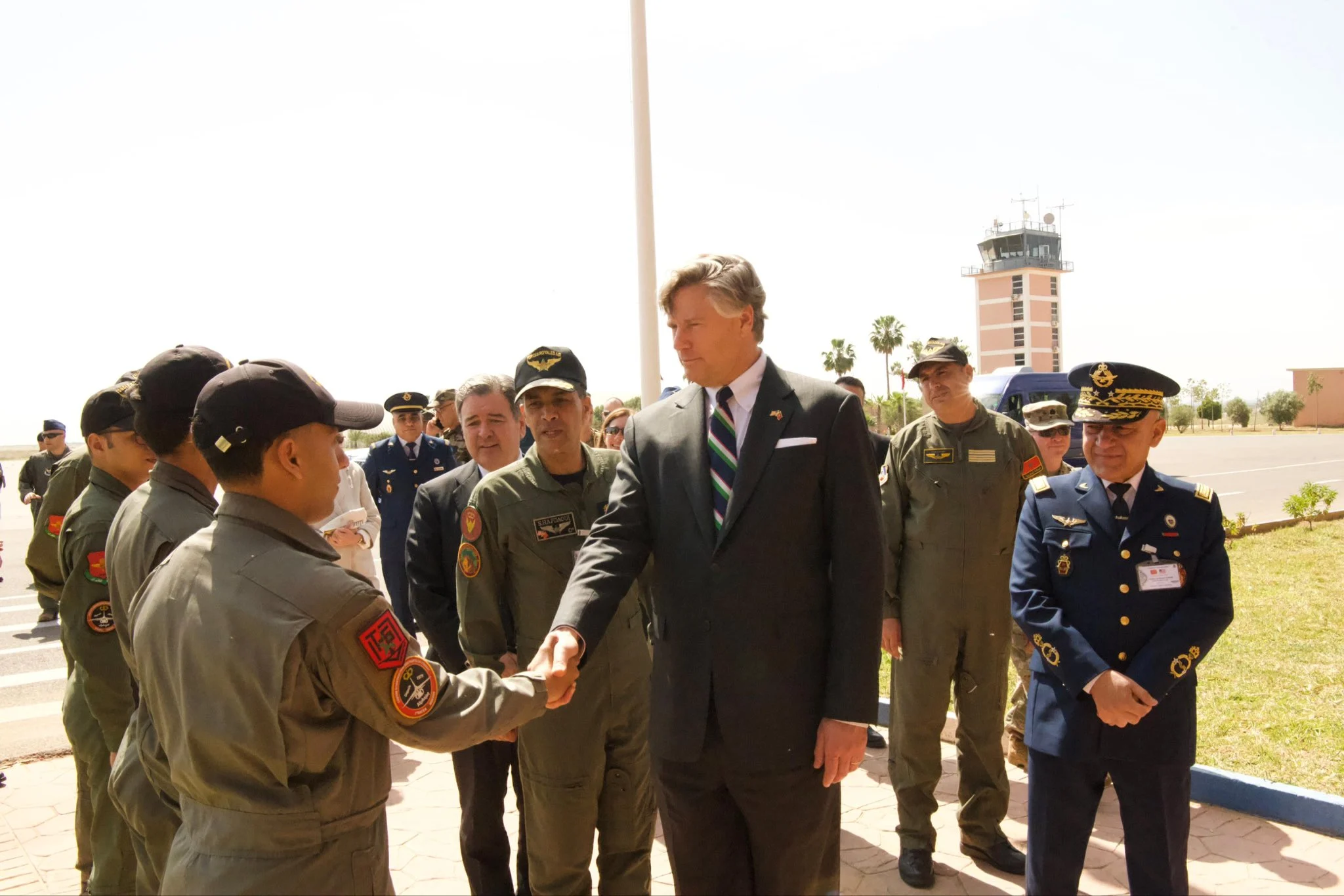 Morocco – United States: Christopher Landau visits FAR military base in ...