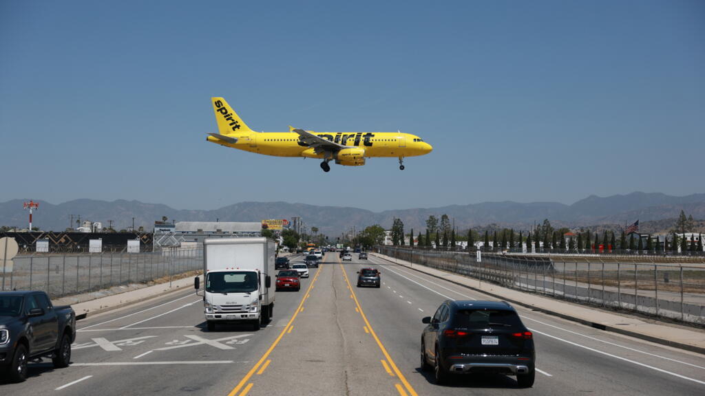 EE. UU.: Spirit Airlines cesa sus operaciones ante el fracaso del ...