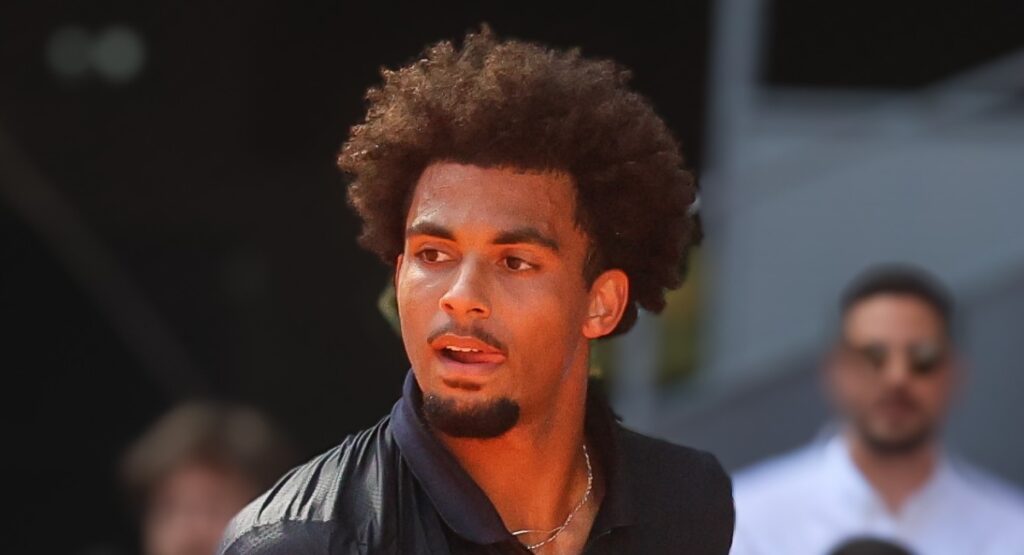 Grosse inquié­tude pour Arthur Fils à deux semaines de Roland‐Garros