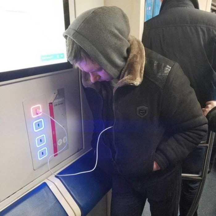 20 weird public transportation moments you have to see